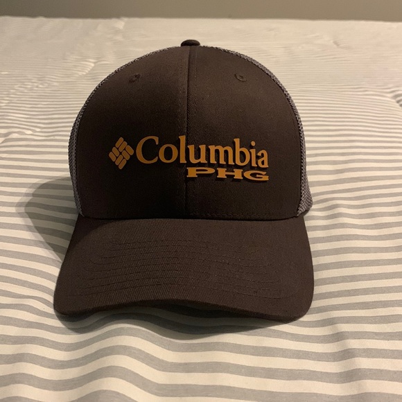 Columbia | Accessories | Mens Columbia Deer Emblem Fitted Cap | Poshmark